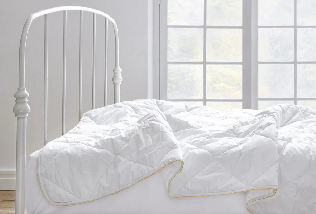 Yatas Bedding | Dacron Hollofil Allerban | Dekbed - Ela Wonen & Slapen